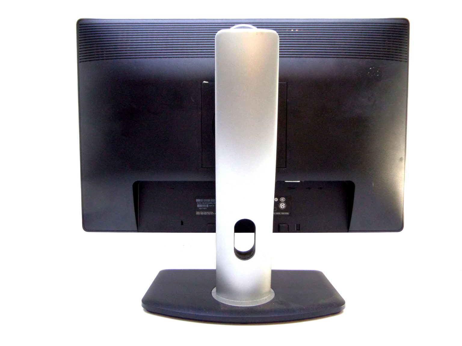 Dell P2213T 22″ Widescreen LED Monitor with vga and mains cable ...