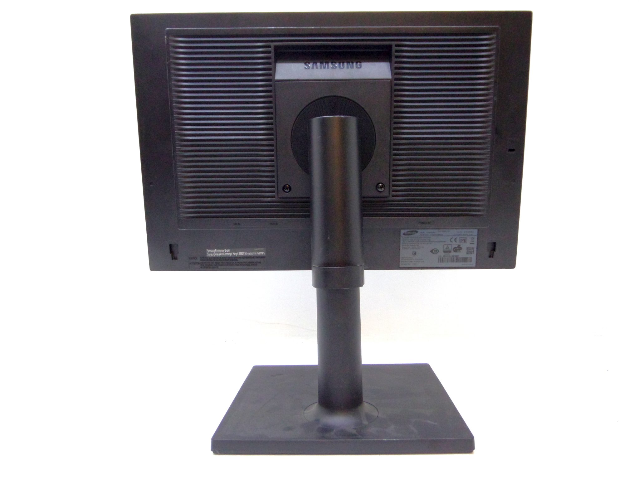 Samsung S19E450BW 19″ 1440 x 900 LED Monitor with vga and mains cable ...